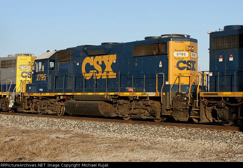 CSX 2795